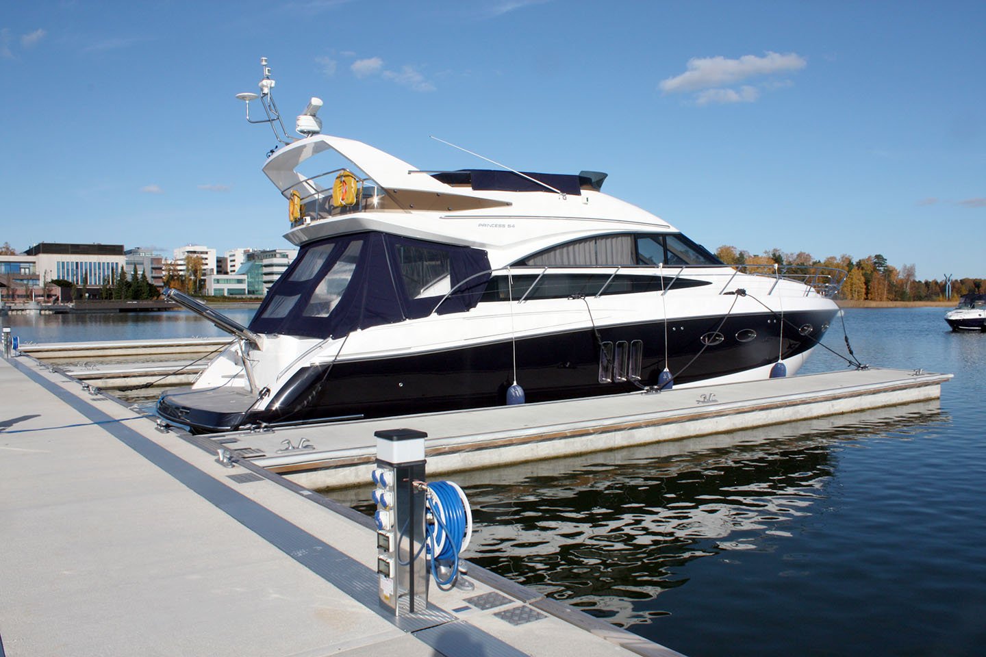 Marina Equipment | Marinetek